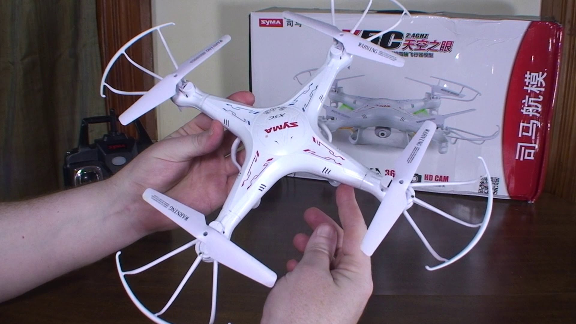 Drone Syma x5C Explorers con telecamera HD: recensione e prezzo Amazon